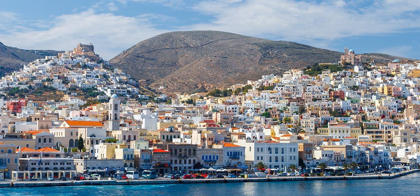 ΡΕΚΟΡ ΕΠΙΣΚΕΠΤΩΝ ΓΙΑ ΤΟ ΠΑΣΧΑ Η ΠΡΩΤΕΥΟΥΣΑ ΤΩΝ ΚΥΚΛΑΔΩΝ - KAIPOUTHEOS.GR