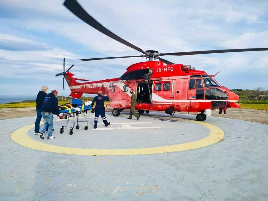 ΑΕΡΟΔΙΑΚΟΜΙΔΗ ΑΣΘΕΝΟΥΣ ΑΠΟ ΣΙΦΝΟ ΣΤΗΝ ΑΘΗΝΑ - KAIPOUTHEOS.GR