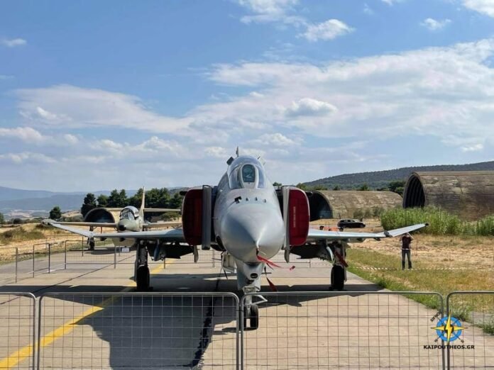 ΕΝΤΥΠΩΣΙΑΚΕΣ ΕΙΚΟΝΕΣ ΚΑΙ ΒΙΝΤΕΟ ΜΕ ΠΟΛΕΜΙΚΑ ΑΕΡΟΠΛΑΝΑ ΚΑΙ ΕΛΙΚΟΠΤΕΡΑ ...