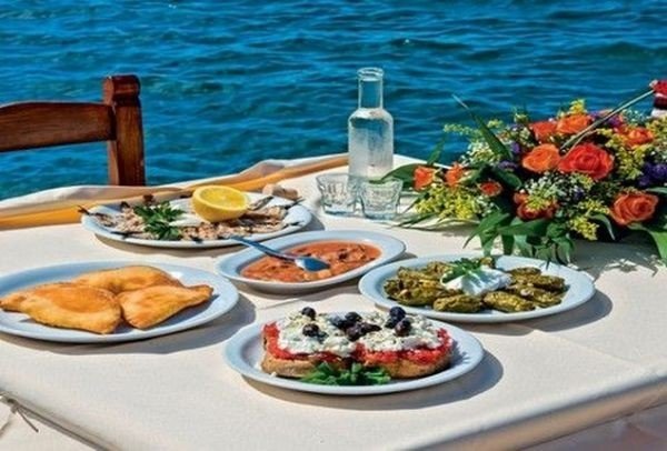 Δεύτερη πιο νόστιμη κουζίνα στον κόσμο η ελληνική– Στη 17η θέση η ...