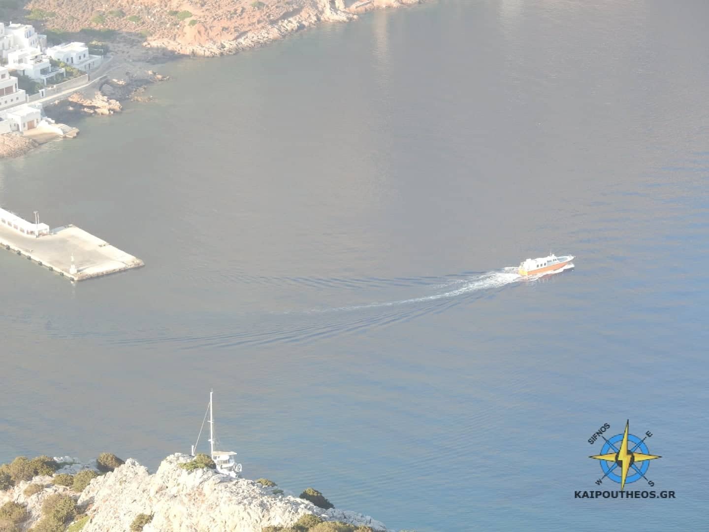 ΔΙΑΚΟΜΙΔΗ 56ΧΡΟΝΗΣ ΑΠΟ ΣΙΦΝΟ ΣΤΗ ΣΥΡΟ - KAIPOUTHEOS.GR