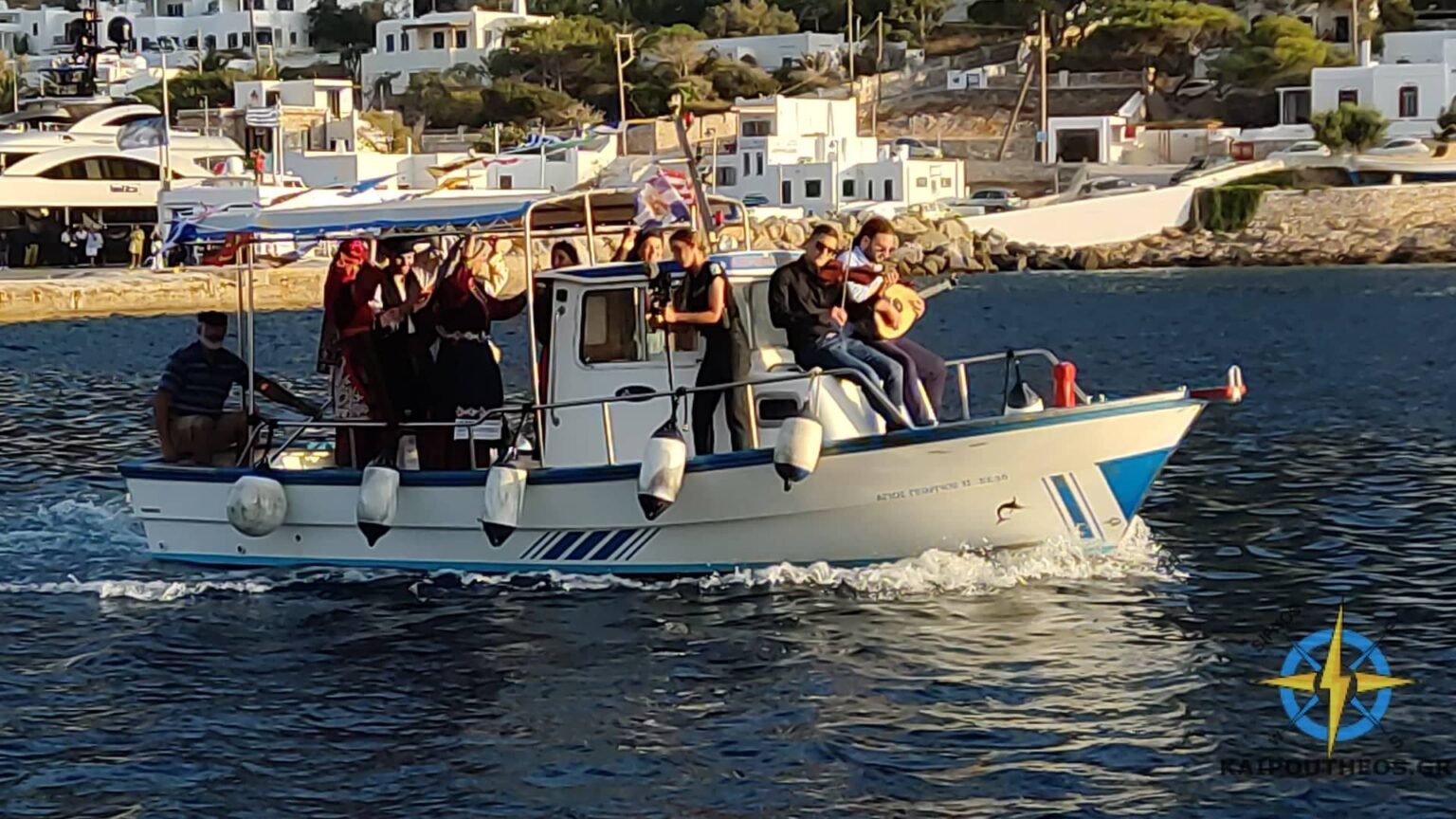 ΣΙΦΝΟΣ_Μαγικές στιγμές σε στεριά και θάλασσα στο"χορευτικό αντάμωμα ...