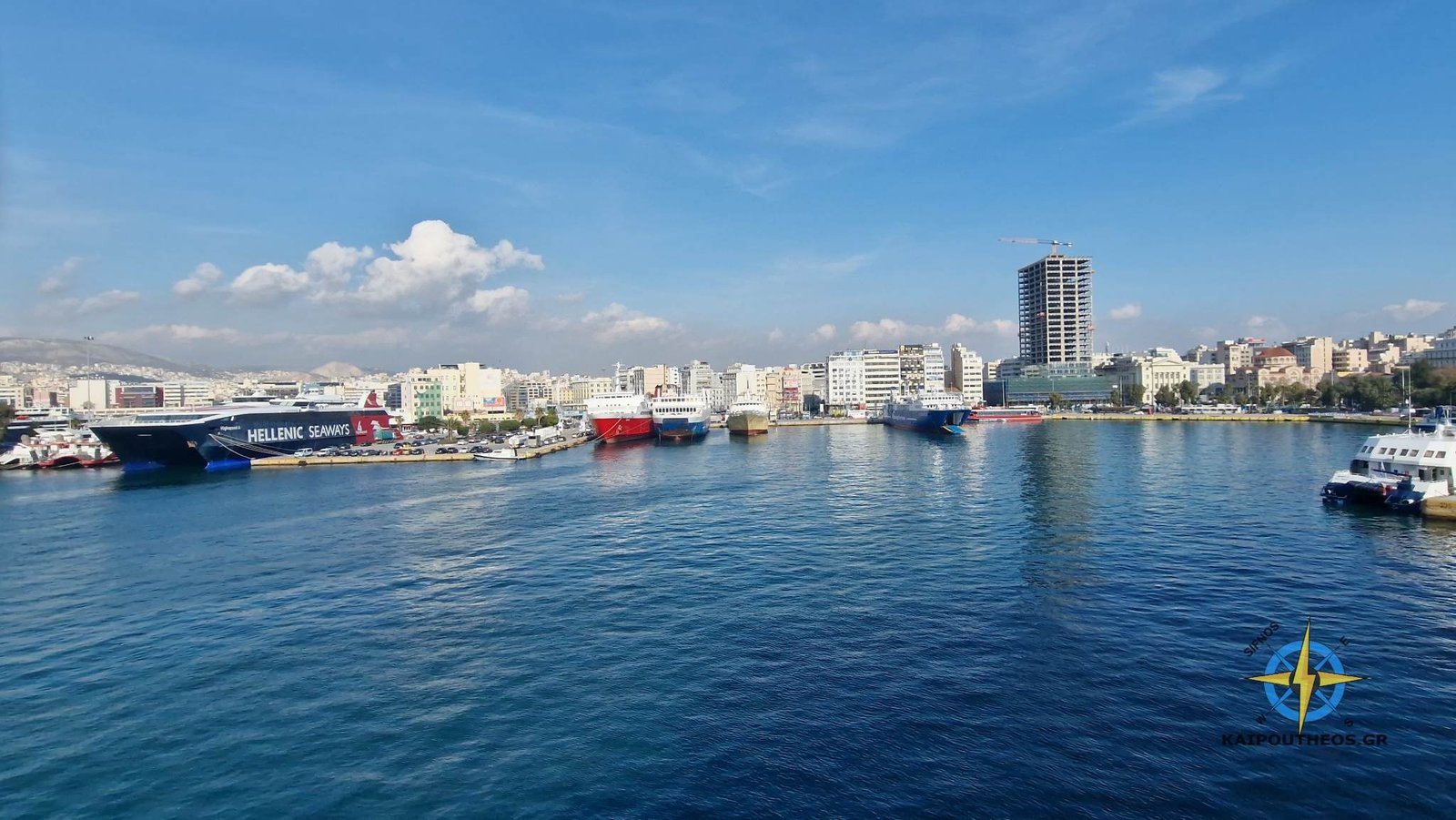 ΝΕΚΡΟΣ ΒΡΕΘΗΚΕ 53ΧΡΟΝΟΣ ΣΤΟ ΛΙΜΑΝΙ ΤΟΥ ΠΕΙΡΑΙΑ - KAIPOUTHEOS.GR