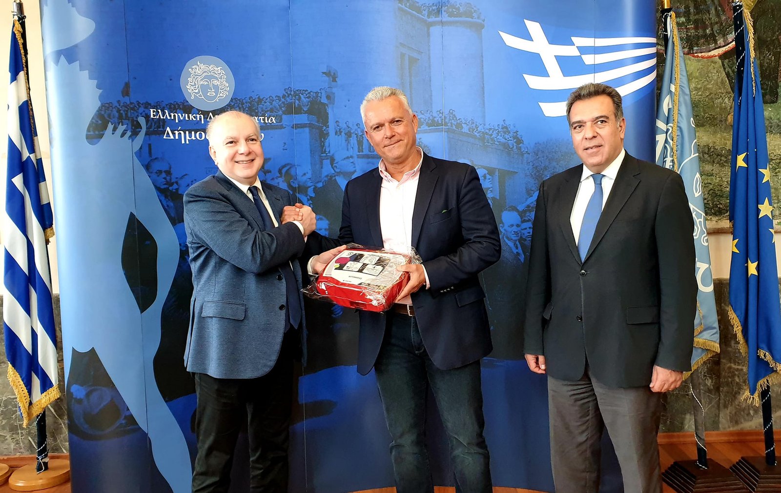 ΔΙΑΘΕΣΗΣ ΑΠΙΝΙΔΩΤΩΝ ΑΠΟ ΤΗΝ ΠΕΔ Ν. ΑΙΓΑΙΟΥ ΣΕ ΝΗΣΙΩΤΙΚΟΥΣ ΔΗΜΟΥΣ ...