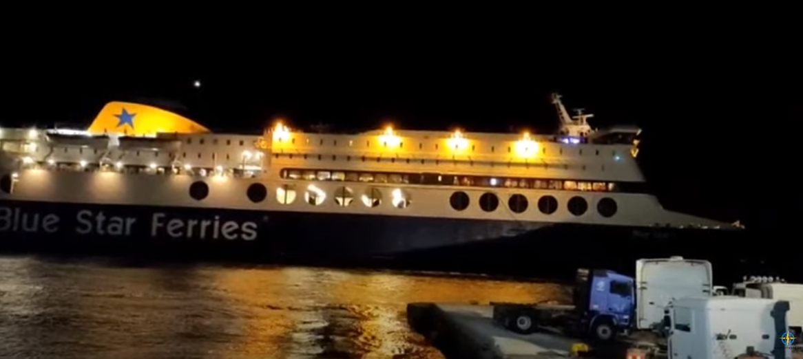 ΜΑΝΟΥΒΡΑ ΠΡΟΣΔΕΣΗΣ ΣΤΗΝ ΝΑΞΟ ΤΟΥ BLUE STAR1.ΒΙΝΤΕΟ - KAIPOUTHEOS.GR