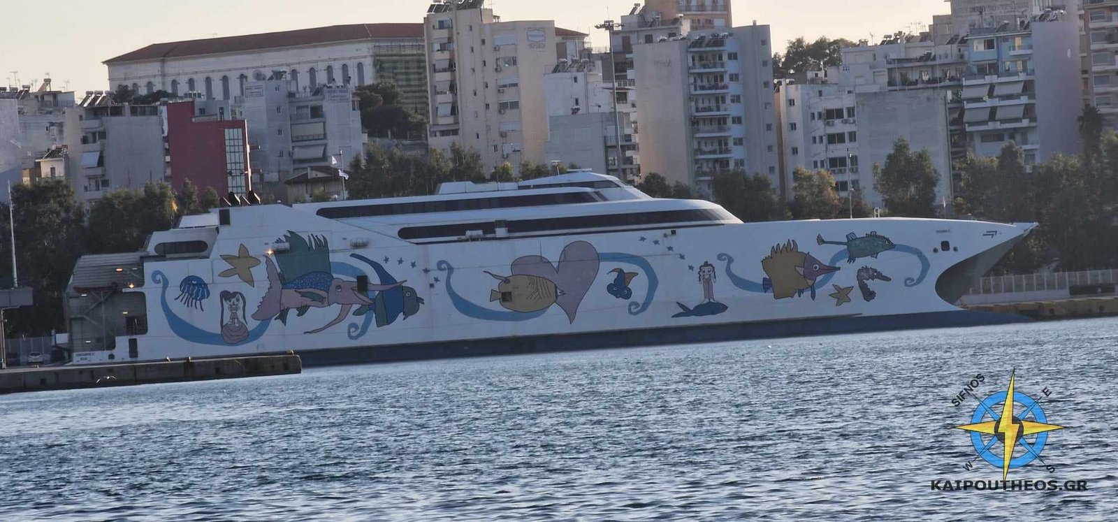 ΑΦΙΞΗ ΤΟΥ EUROCHAMPION JET ΣΤΗΝ ΕΛΛΑΔΑ ΣΤΟ ΛΙΜΑΝΙ ΠΕΙΡΑΙΑ-ΒΙΝΤΕΟ ...